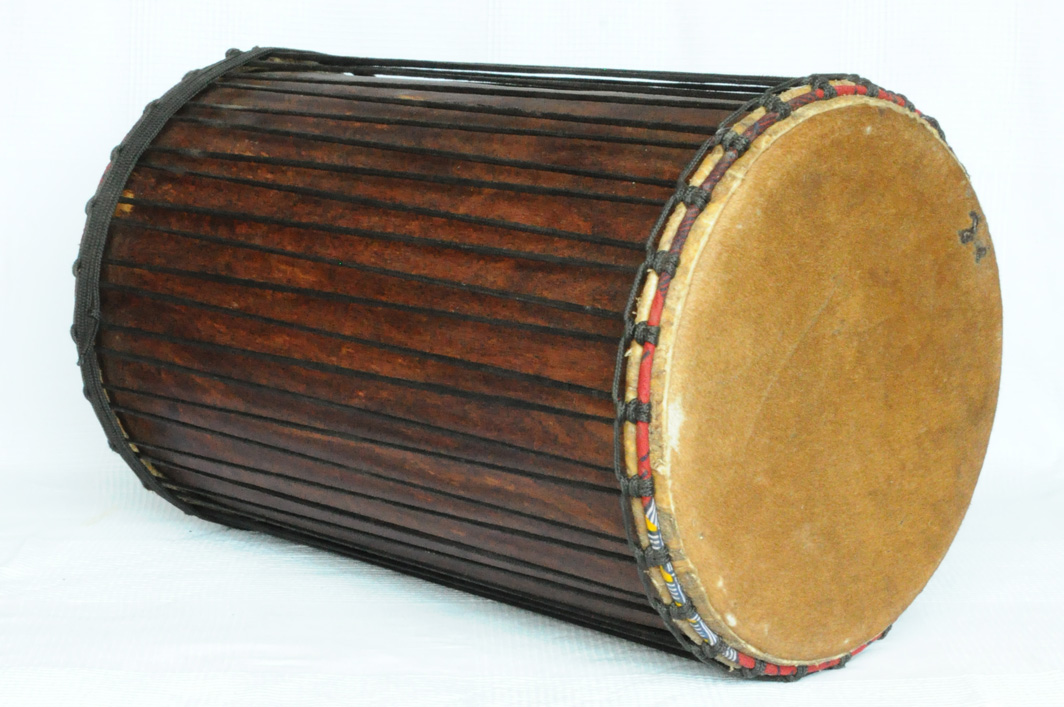 African dundun: Mali dundunba djun djun drum in rosewood