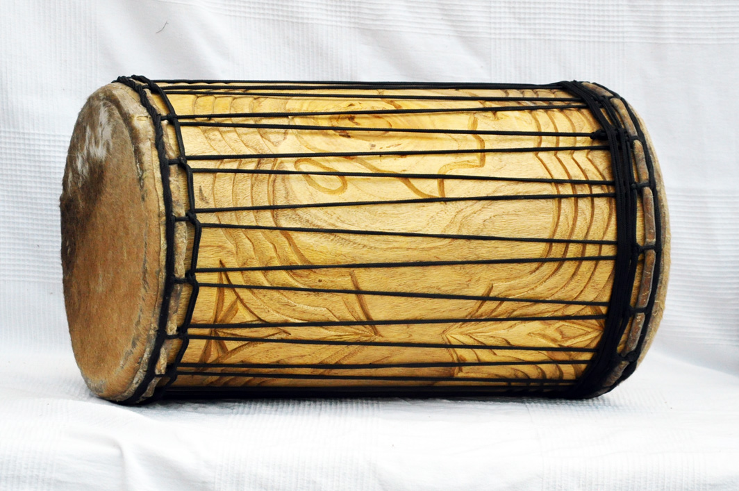 Melina traditional mounting sangban dunun - Guinea dunun drum