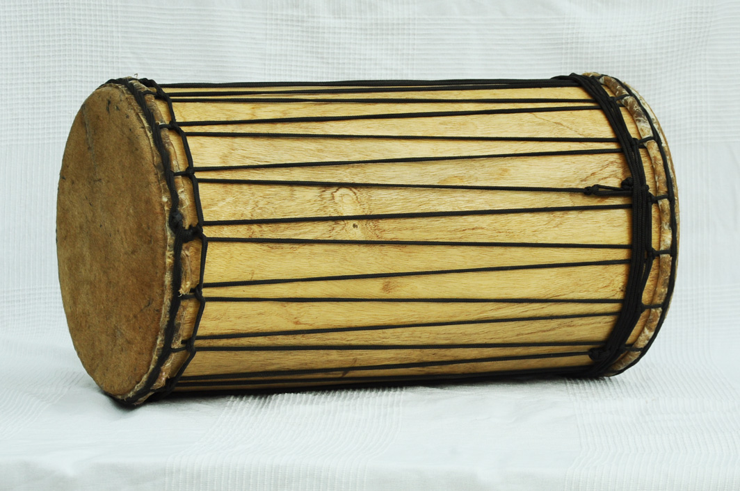 Melina traditional mounting sangban dunun - Guinea dunun drum